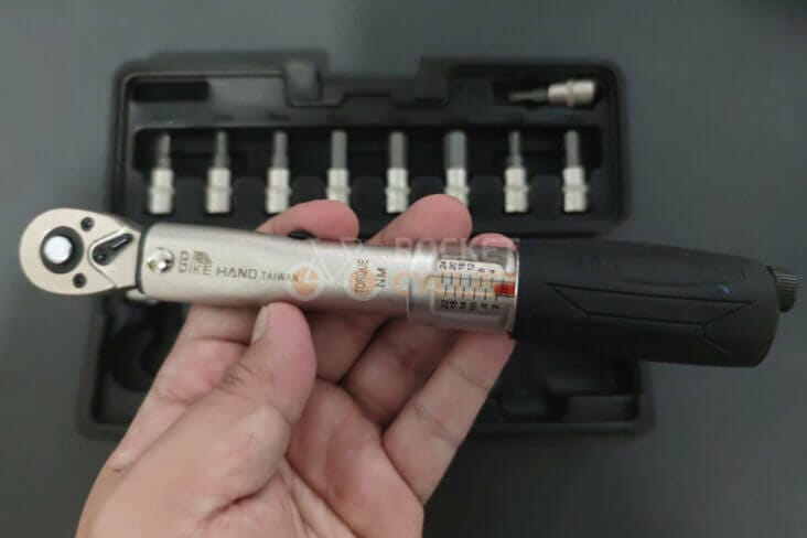 What is the torque setting for seat post? | Rocket Cyclist